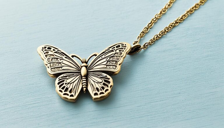 Butterfly Locket Necklace - Elegant Charm for Every Outfit